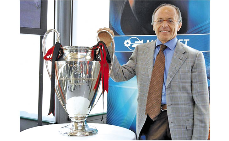 Calcio serie C, il famoso giornalista Carlo Pellegatti racconta ... Calcio serie C, il famoso giornalista Carlo Pellegatti racconta ...