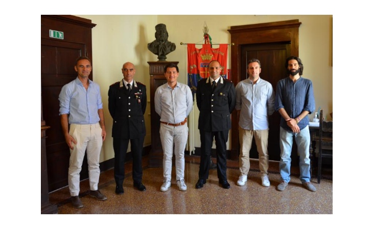 Medicina saluta il comandante dei carabinieri Rinaldo Astolfi, al suo ...