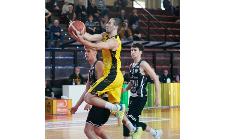 Basket serie B spareggi: Virtus, buona la prima al Ruggi contro Ancona - Sabato Sera