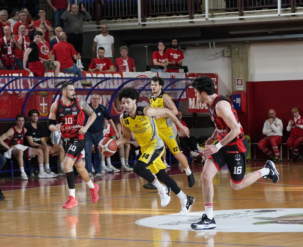 Basket B1: Virtus più cuore che fiato, l’orgoglio tiene vivo il sogno play-off - Sabato Sera