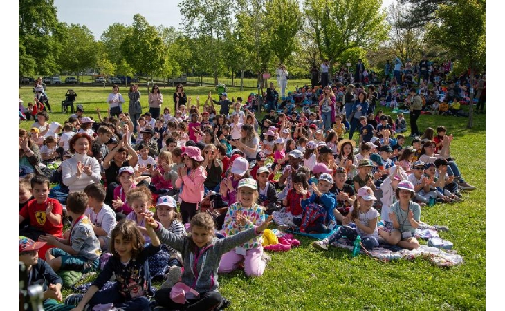 «Giornata del fanciullo», mille alunni in festa al Sante Zennaro: «Un ...